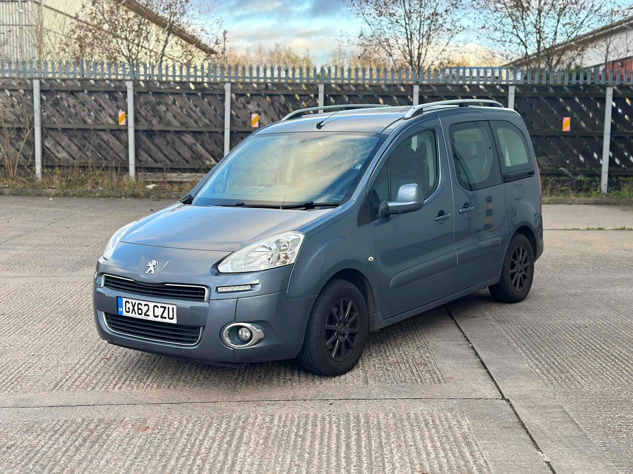 Used 2012 Peugeot Partner Tepee HDi Tepee S For Sale (U2305) | Beenham ...