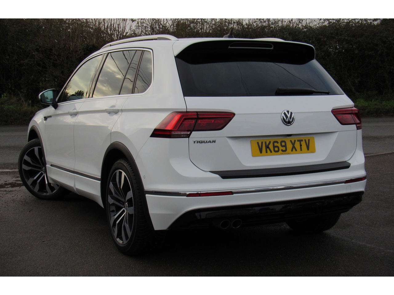Used 2019 Volkswagen Tiguan R-Line Tech Tdi For Sale (U7658) | Melbury ...